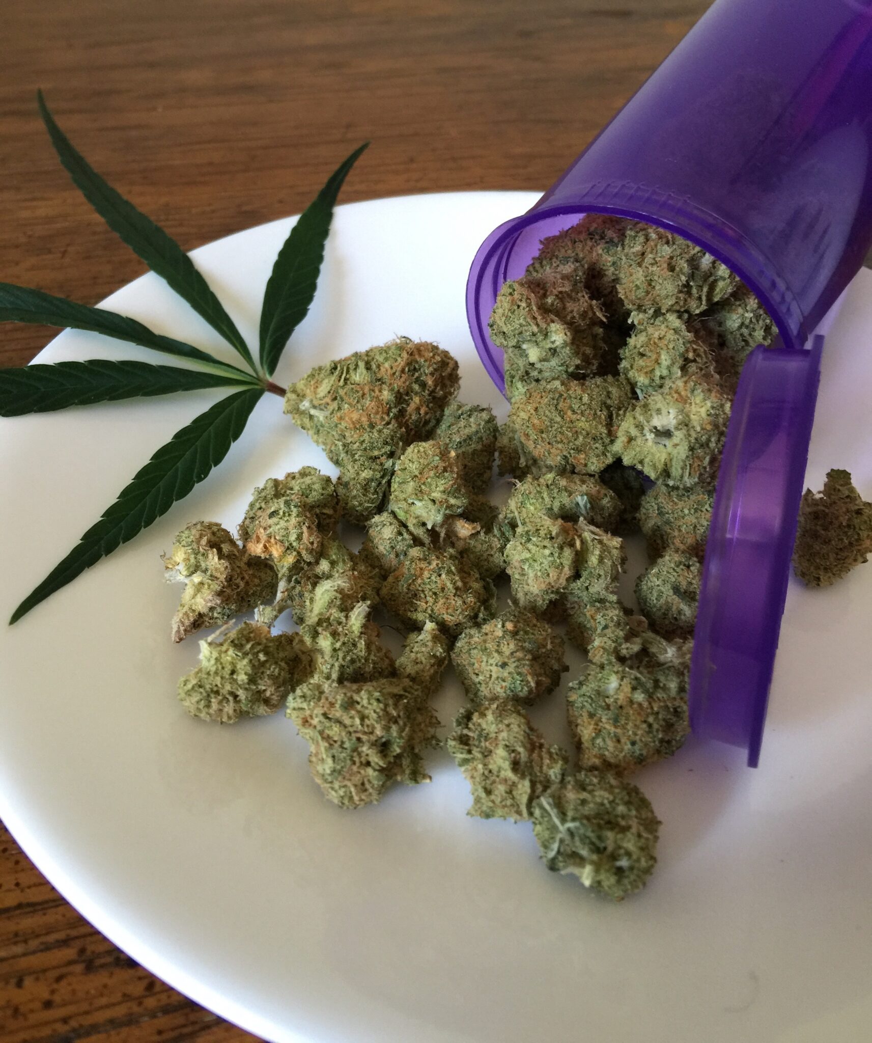 Um paralelo entre o metanol e a maconha prensada - Le Monde Diplomatique