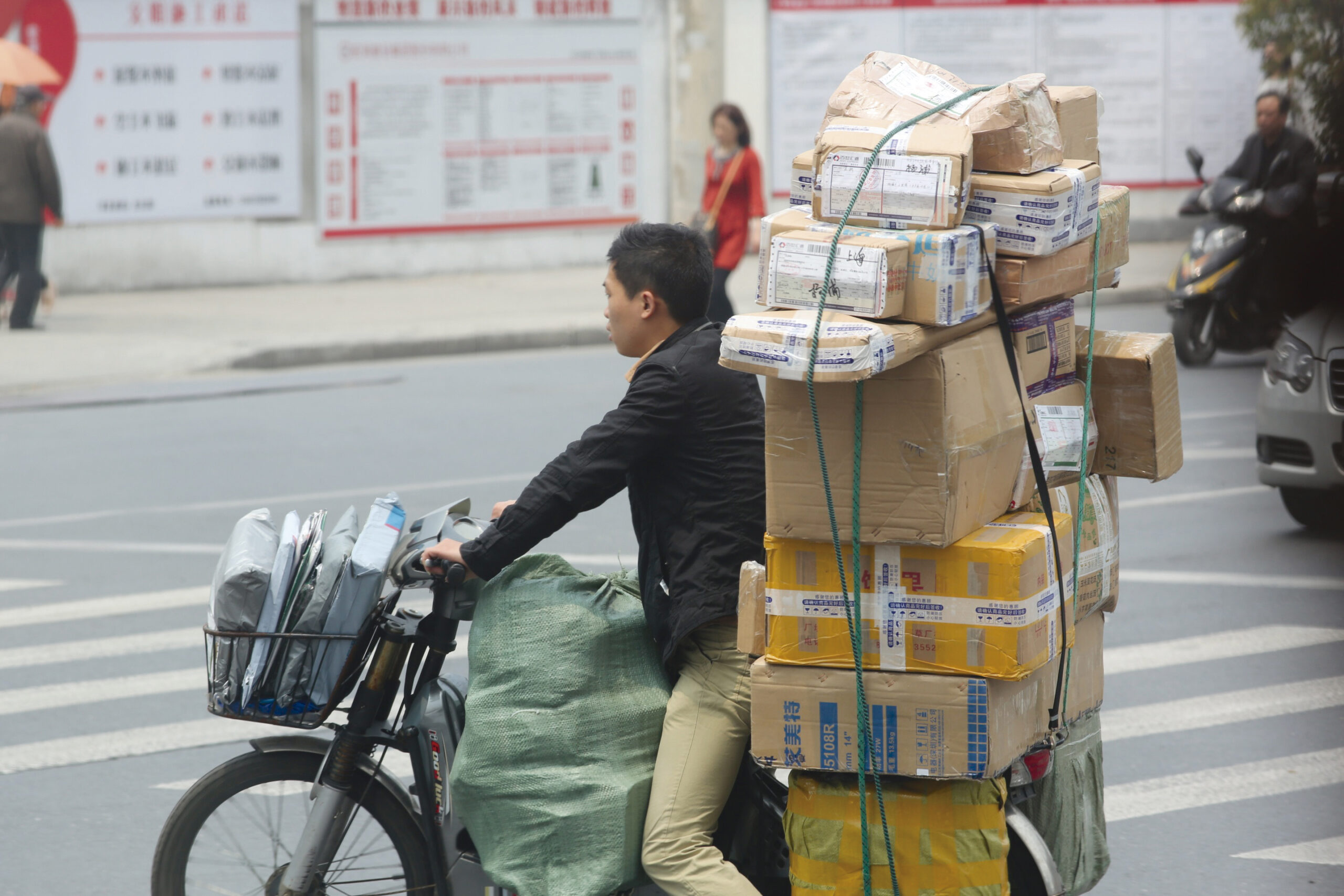 A estranha contorção da economia chinesa - Le Monde Diplomatique